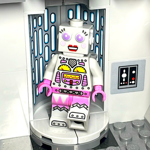 Lego | Toys | Lego Series 1 Lady Robot | Poshmark